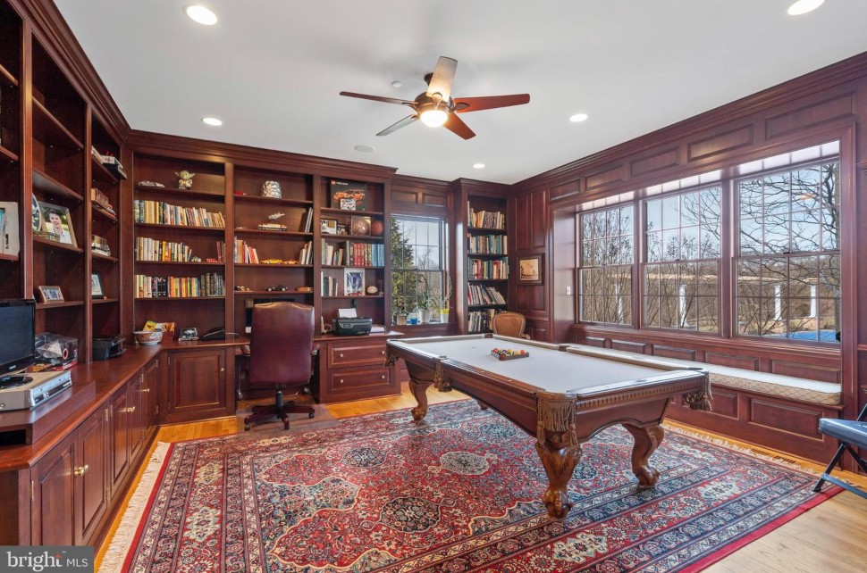 Malvern Bank House of the Week: Colonial in Harrison Estates